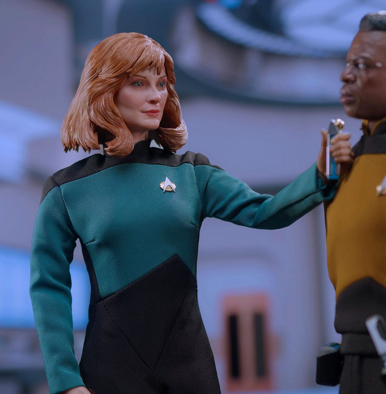 Star Trek - Scale Action Figure - Dr. Beverly Crusher (Essential ...